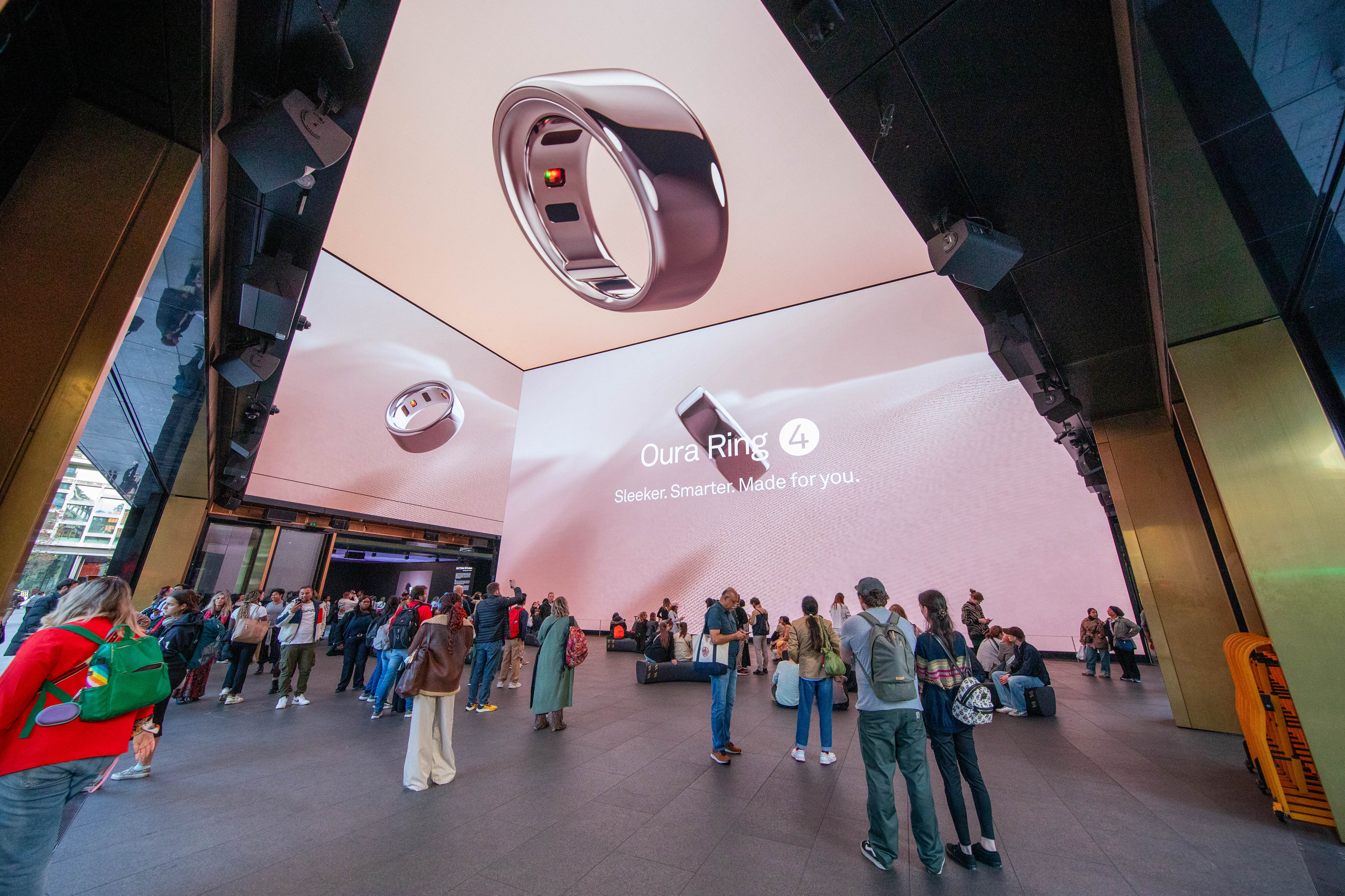 Now Trending: Interactive LED Space at Outernet London | Location Live